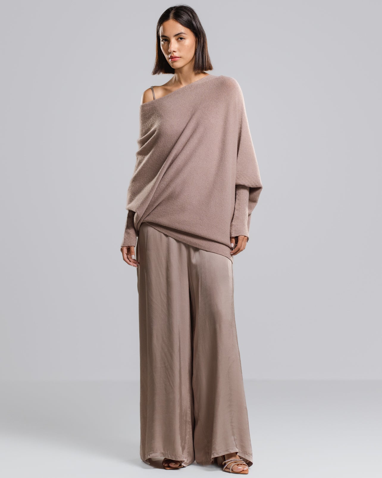 Asymmetric Draped | Mocha – JAKI