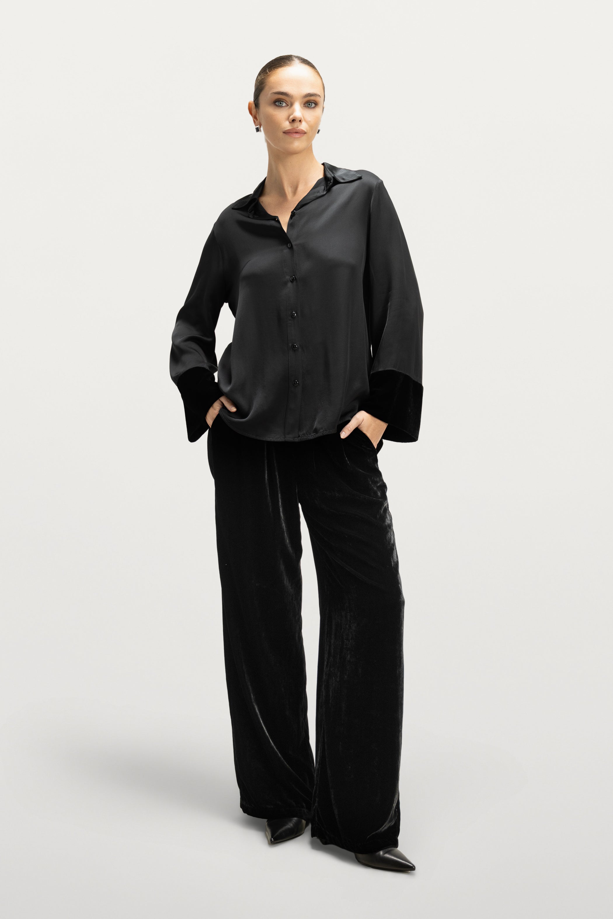 Piper Velvet Elastic Waist Trousers | Black – JAKI